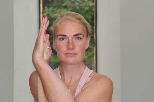 Sisu (Strong Hatha Yoga) - Curativate